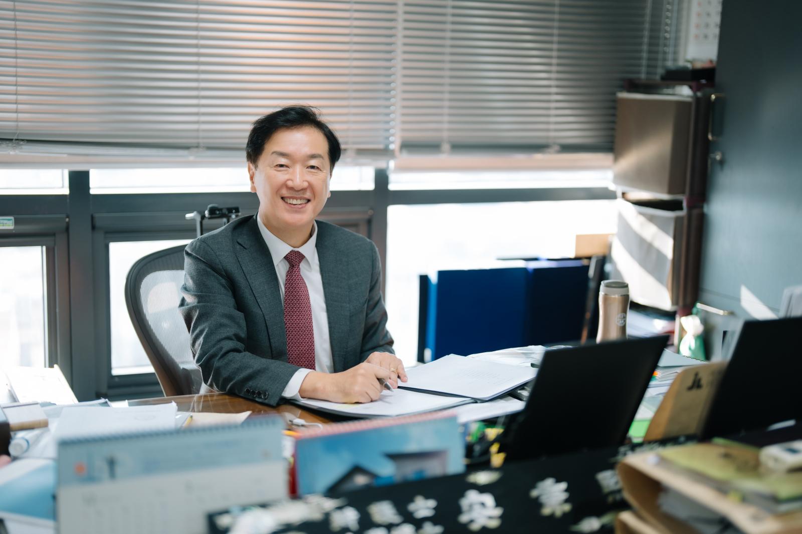 제53대 대한변호사협회장 후보자 A to Z 인터뷰 ② | 로웨이브 Lawwave