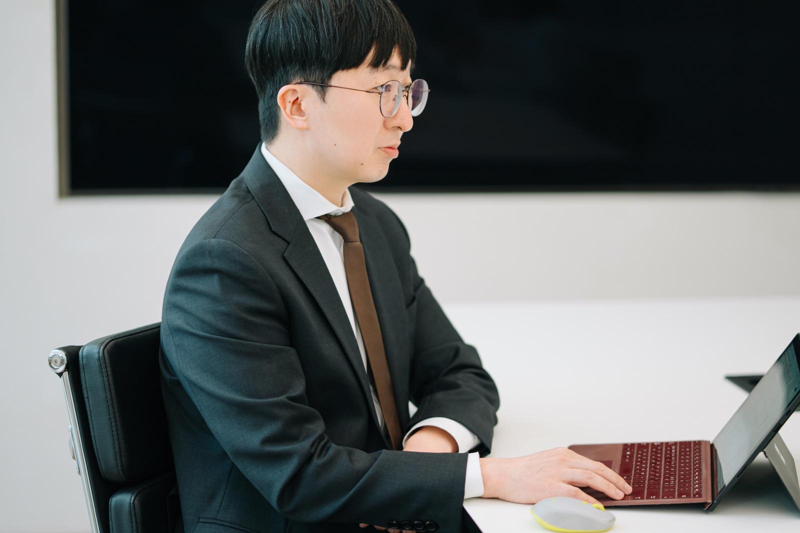 ‘작은 물’에서 기른 주도적 성장 | 로웨이브 Lawwave