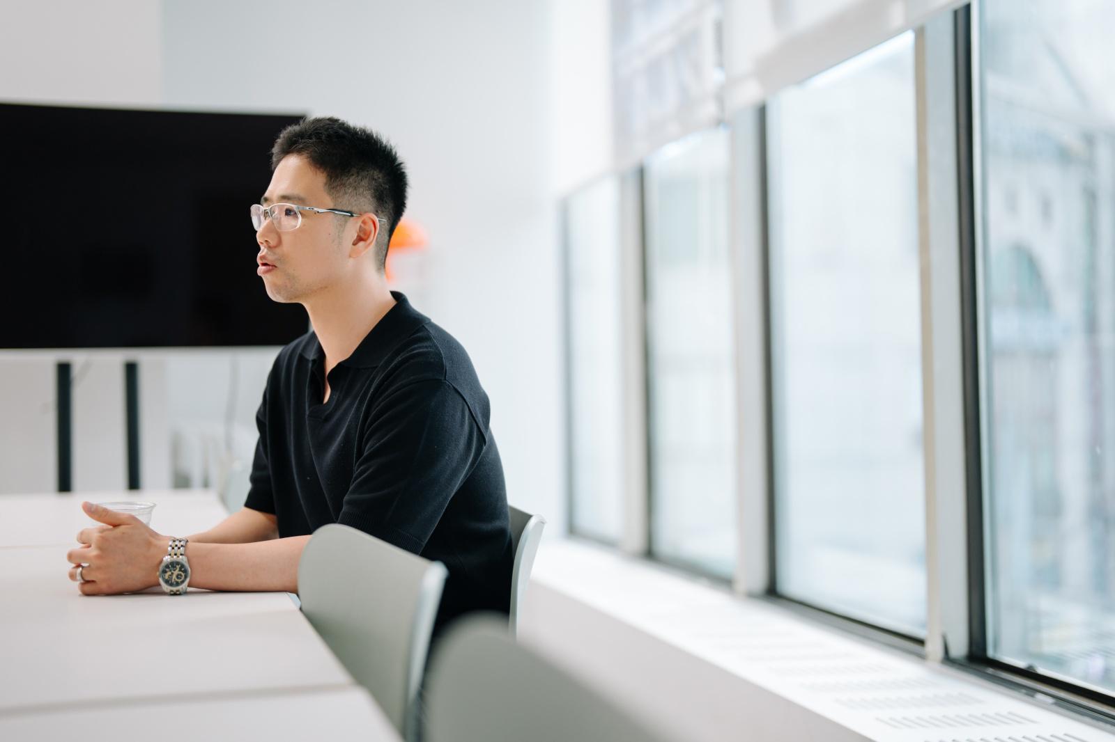 마이너 시장의 빈틈을 스스로 메우는 주도적 플레이어 | 로웨이브 Lawwave